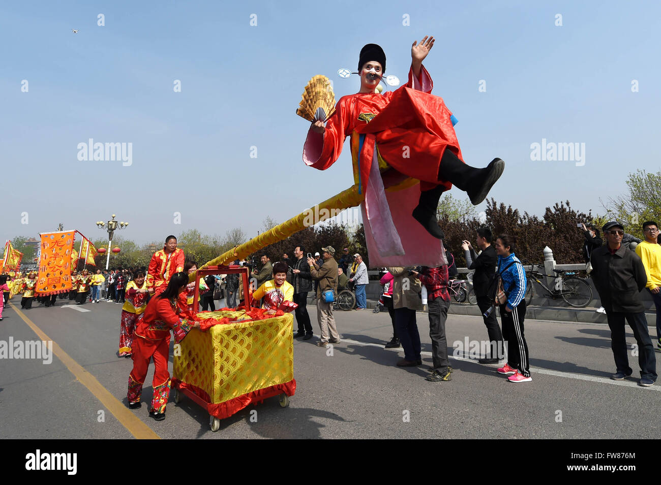 Former song dynasty hi-res stock photography and images - Alamy