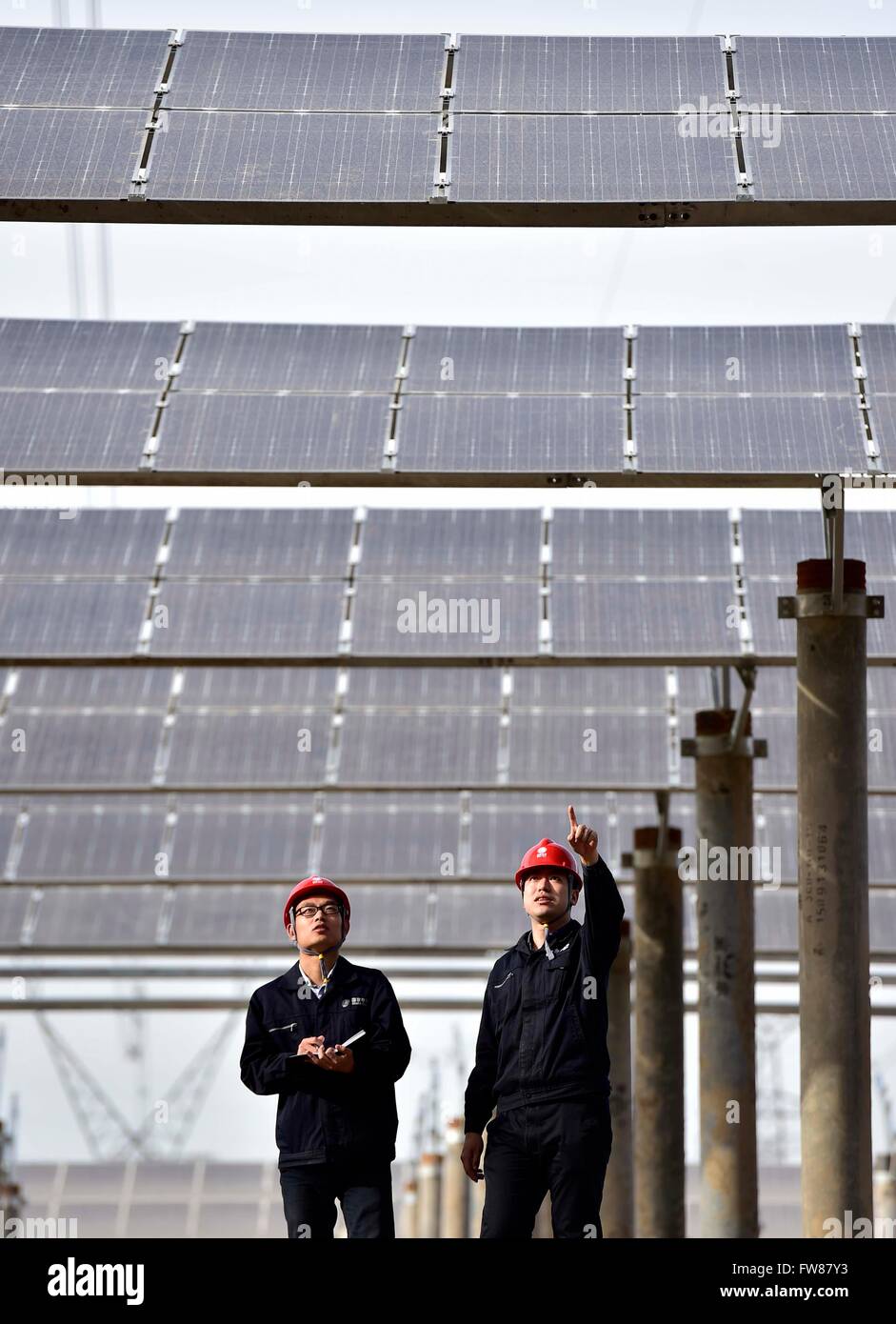 Solar china the largest hi-res stock photography and images - Alamy