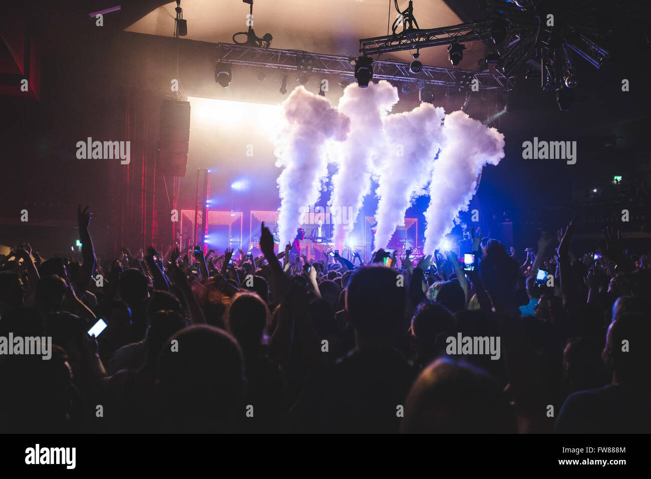Sigma dj hi-res stock photography and images - Alamy