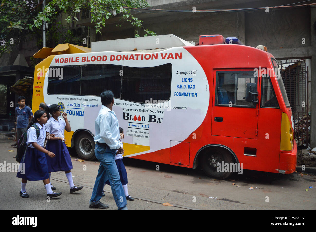 Mobile Blood Donation High Resolution Stock Photography and Images - Alamy