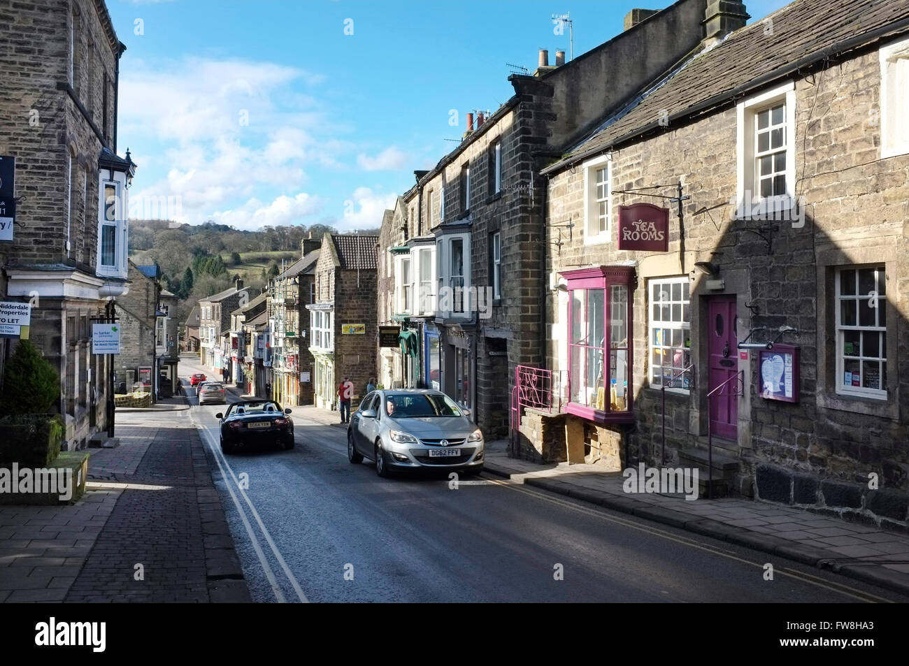 Narrow street bridge hi-res stock photography and images - Alamy