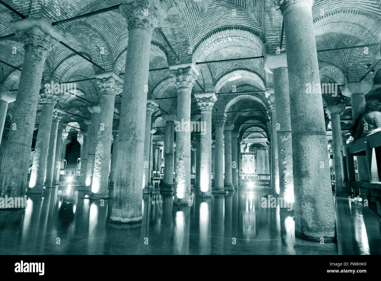 Turkey, Istanbul, Sunken Palace, Basilica Cistern, forest of columns ...