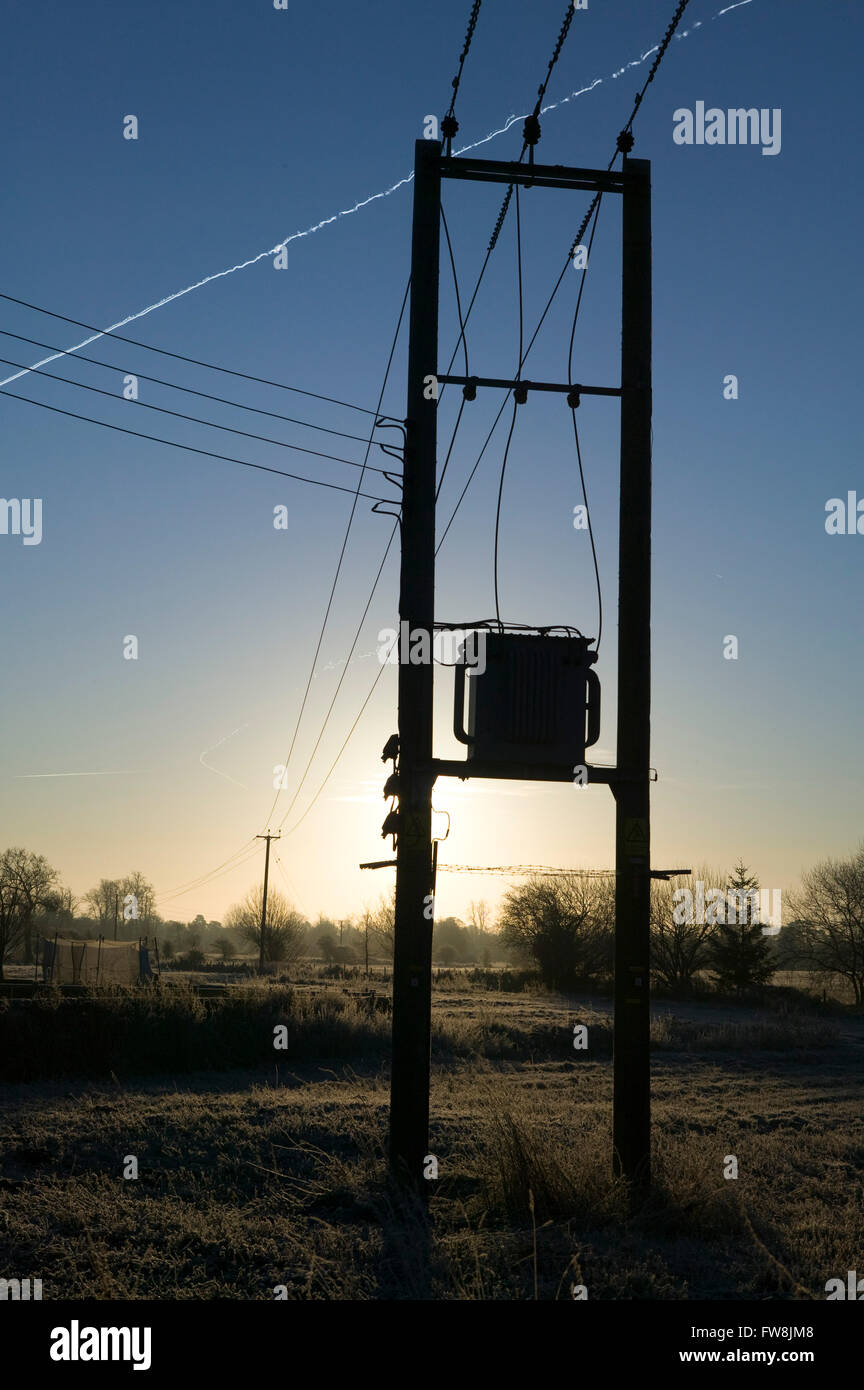 Energy carried in power lines hi-res stock photography and images - Alamy