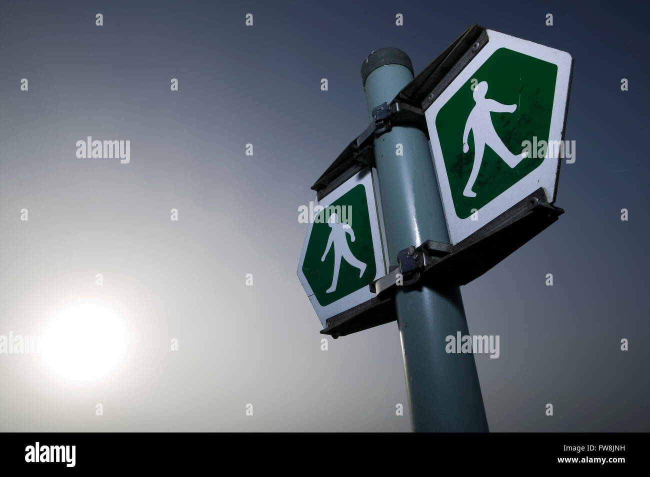 Footpath symbol hi-res stock photography and images - Alamy