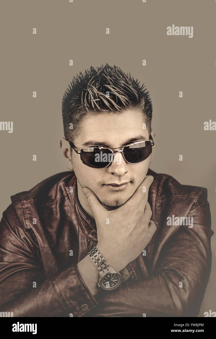 Man young confident handsome hi-res stock photography and images - Alamy Man young confident handsome hi-res stock photography and images - Alamy