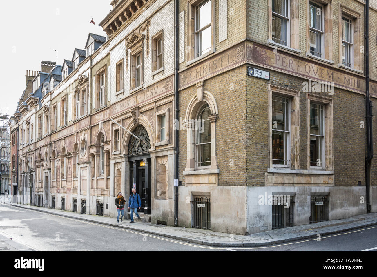 Carter lane london britain hi-res stock photography and images - Alamy