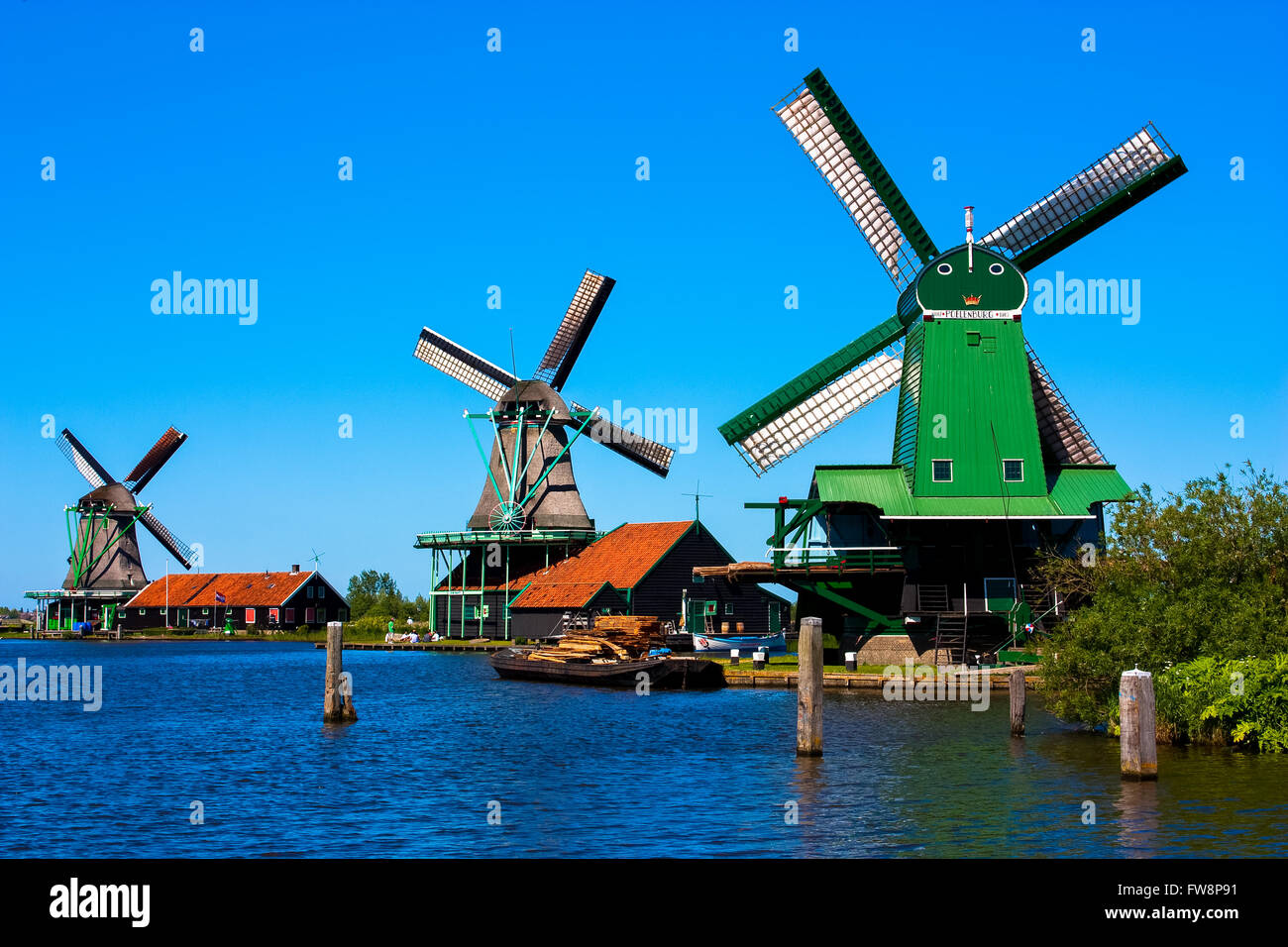 Dynamic architecture netherlands hi-res stock photography and images ...