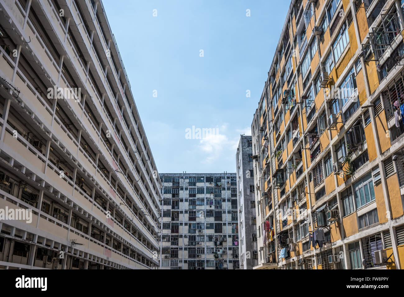 Look up in Hong Kong building Stock Photo - Alamy