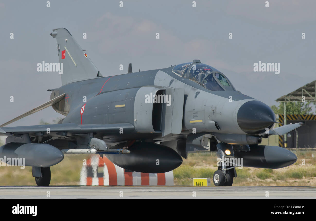 Turkish air force f 4 phantom hi-res stock photography and images - Alamy