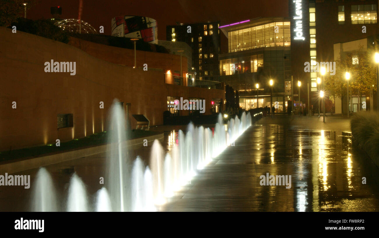 Liverpool Fountain High Resolution Stock Photography and Images - Alamy