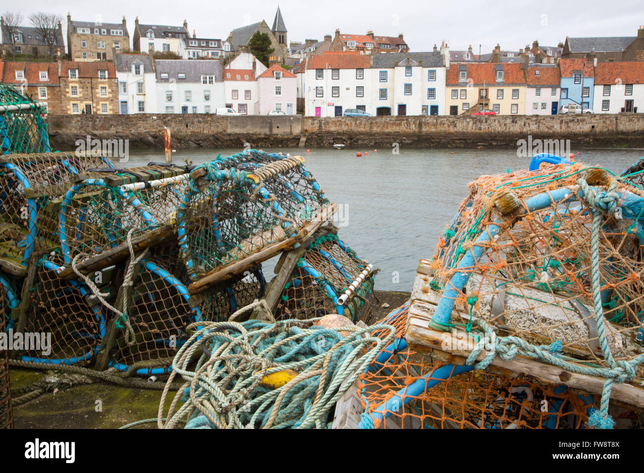 St monans breakwater hi-res stock photography and images - Alamy