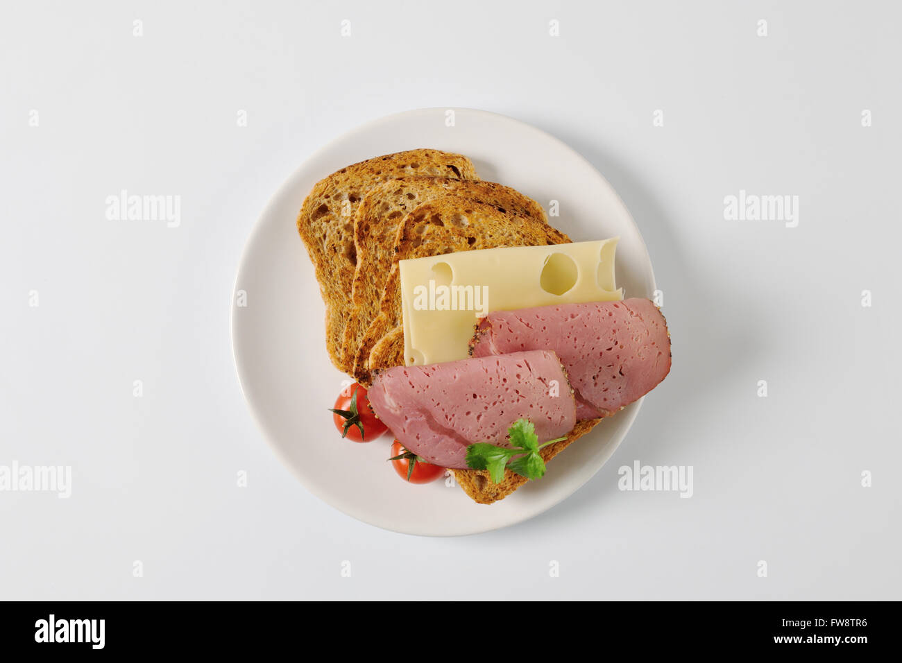 Whole ham hi-res stock photography and images - Alamy