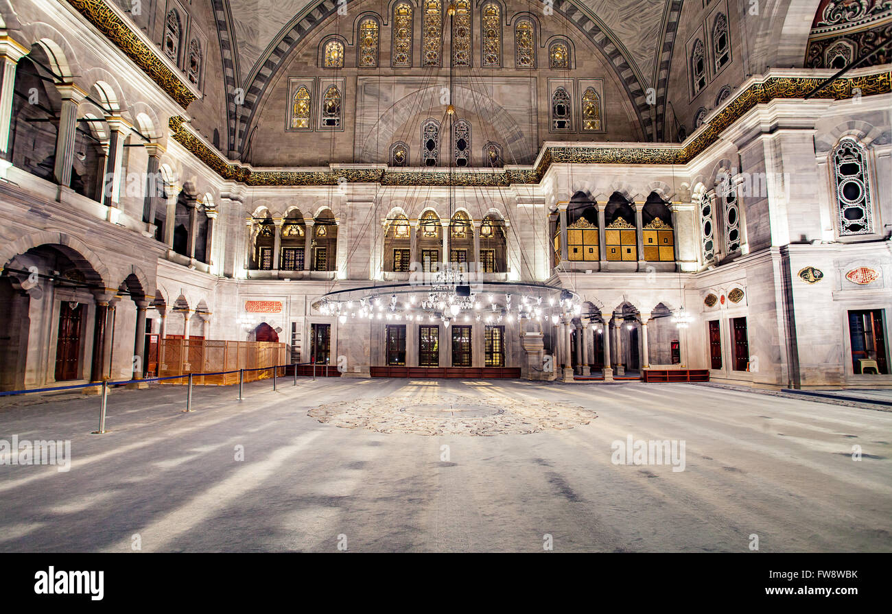 Blue Mosque interior Stock Photo - Alamy