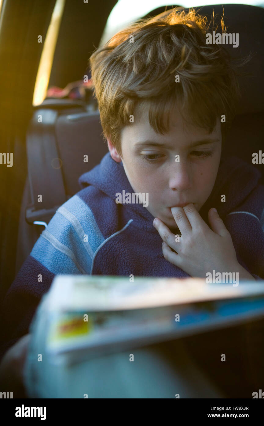 Car reading hi-res stock photography and images - Alamy