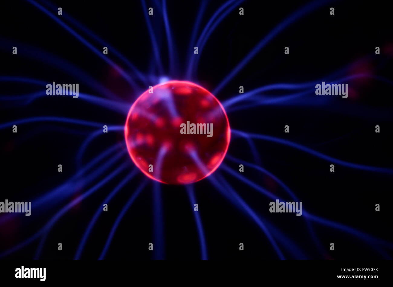Plasma ray hi-res stock photography and images - Alamy