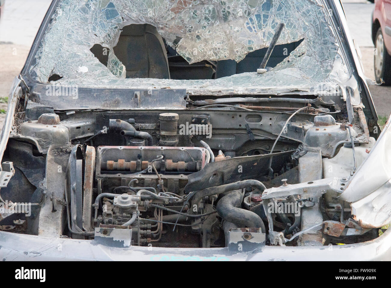 completely destroyed car Stock Photo - Alamy