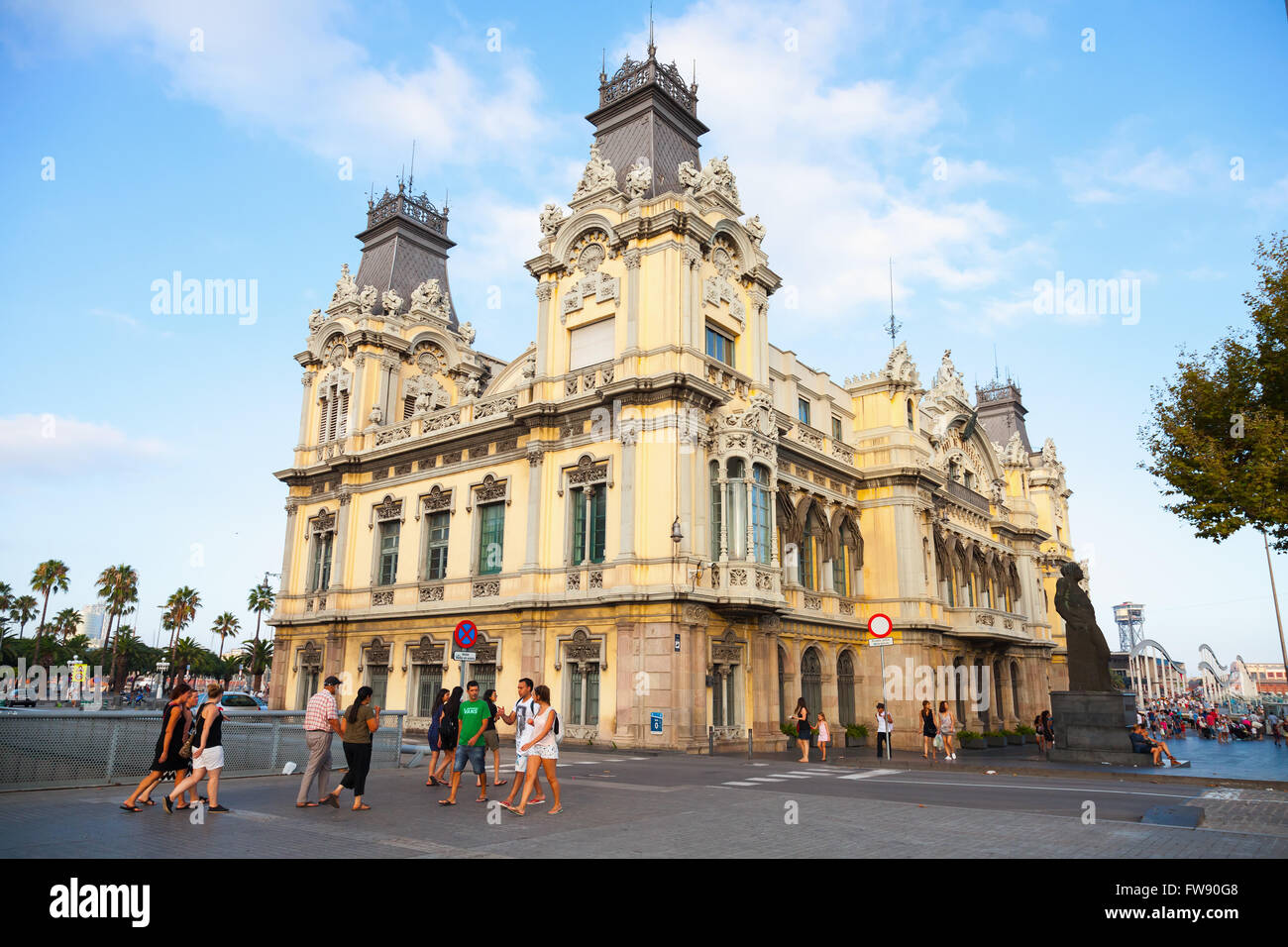 Old customs building hi-res stock photography and images - Alamy