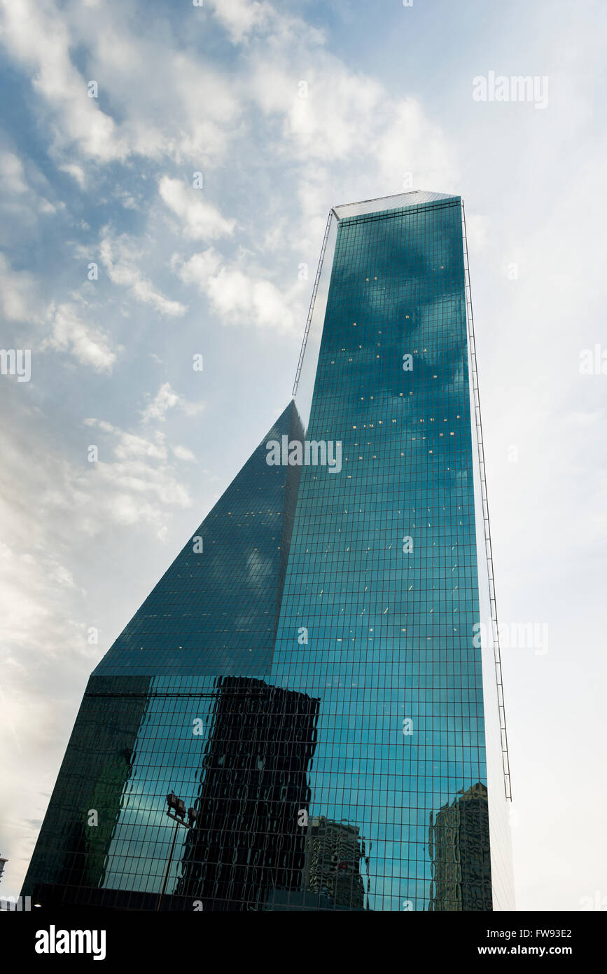 Fountain place dallas hi-res stock photography and images - Alamy