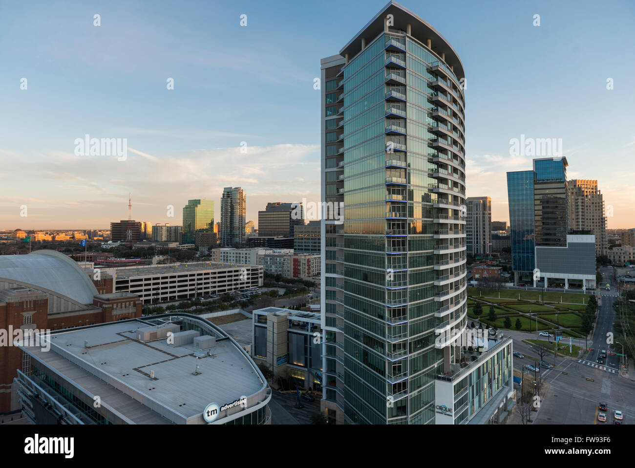 Dallas skyline sunrise hi-res stock photography and images - Alamy