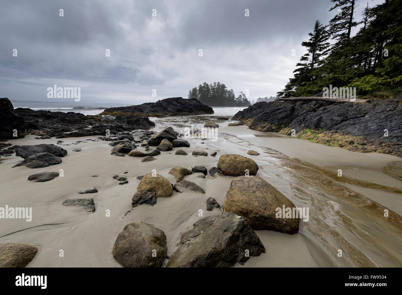 Rocks on the beach, Pacific Rim National Park Reserve, British Columbia ...