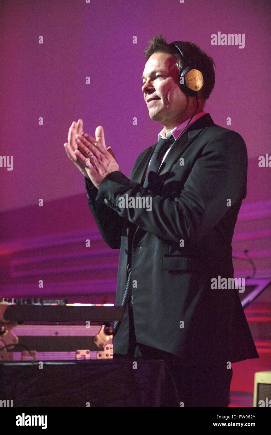 Children Uniting Nations Annual Gala Featuring: Pete Tong Where: Los ...