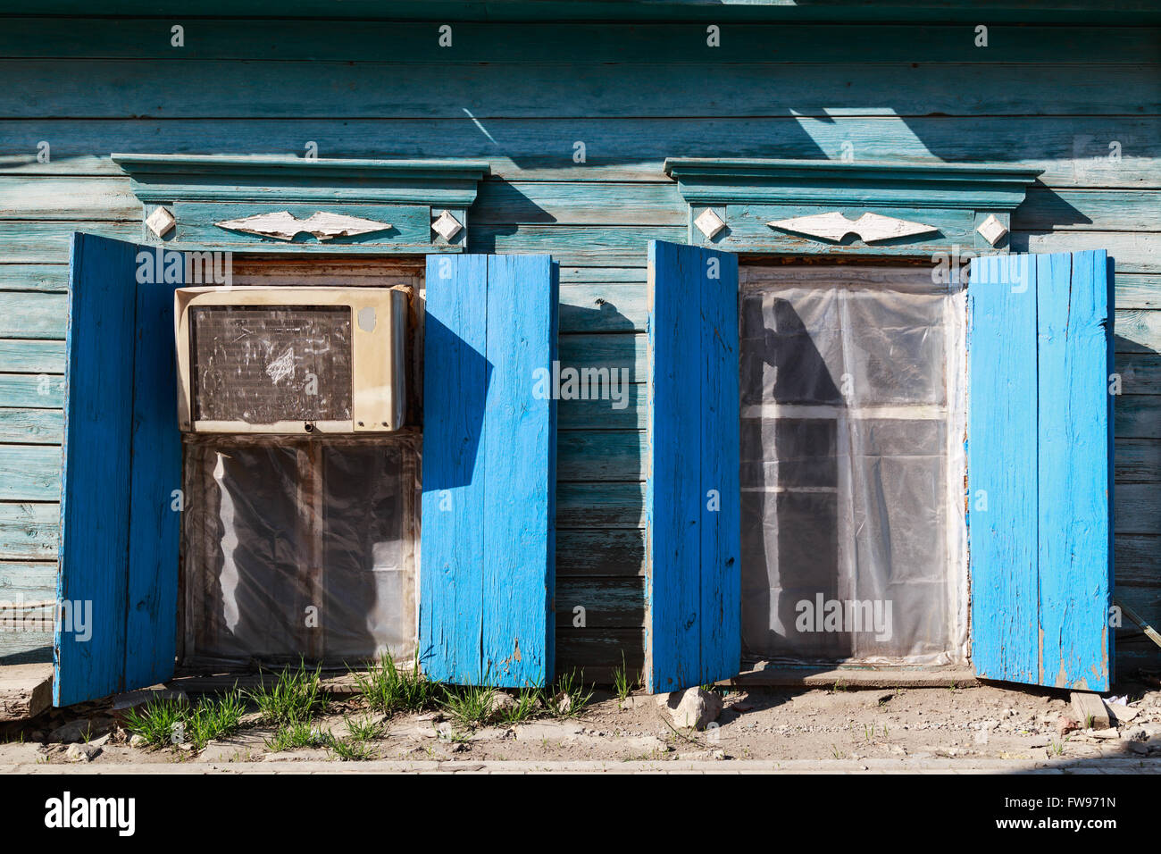 Old wooden window Stock Photo - Alamy