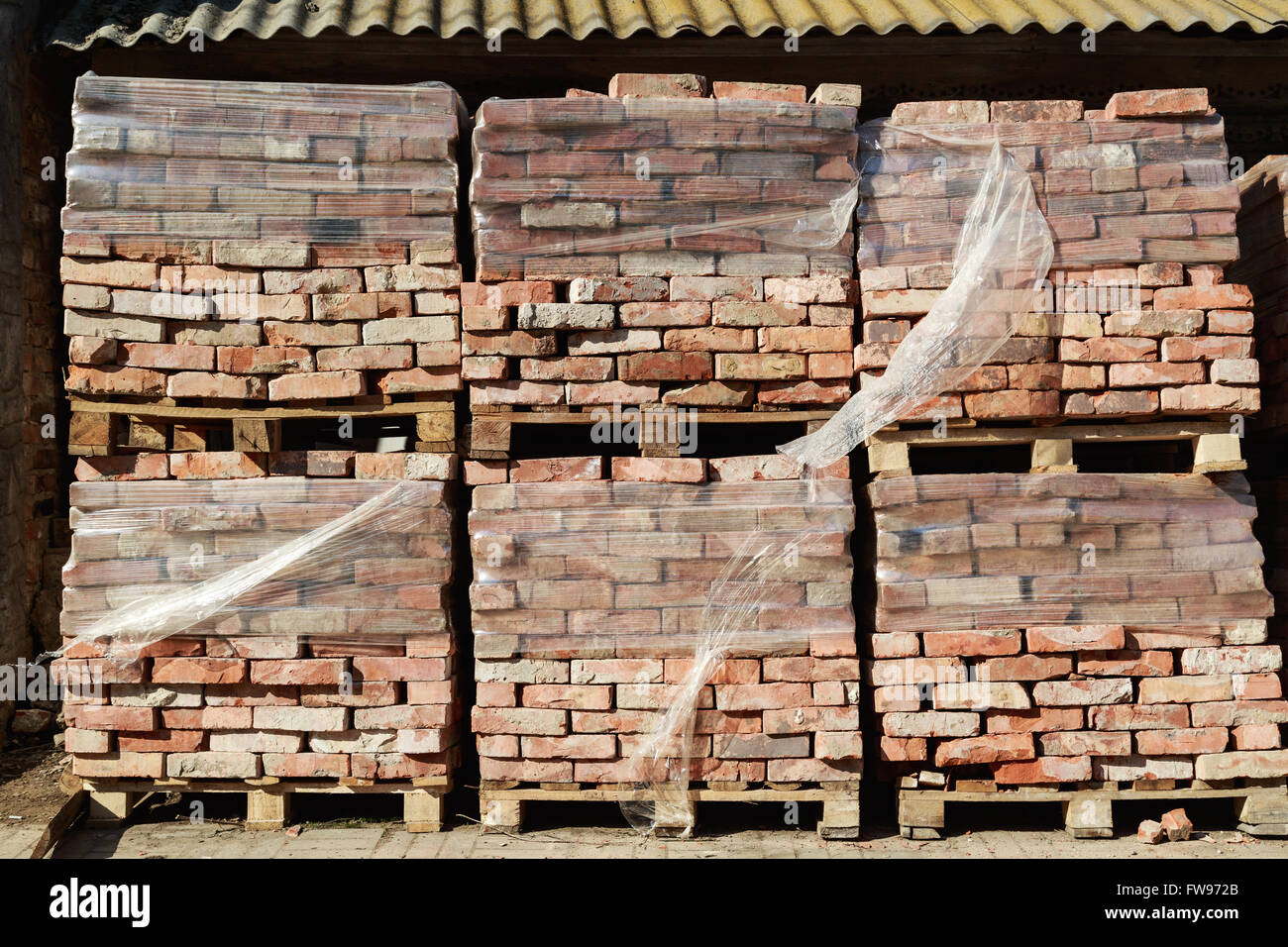 bricks at the construction site Stock Photo - Alamy