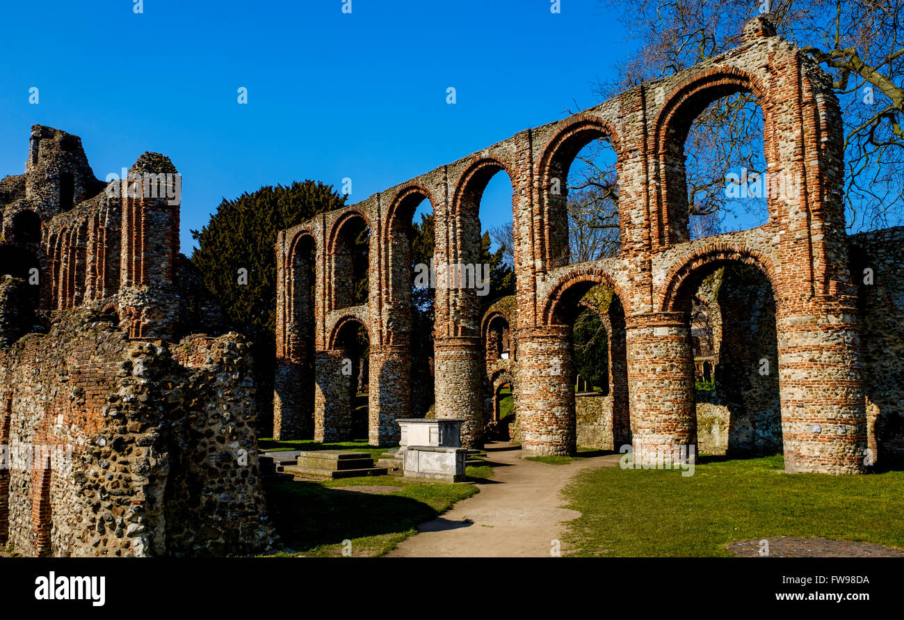 The ruins of St Botolph's Priory, Colchester, Essex, England Stock ...