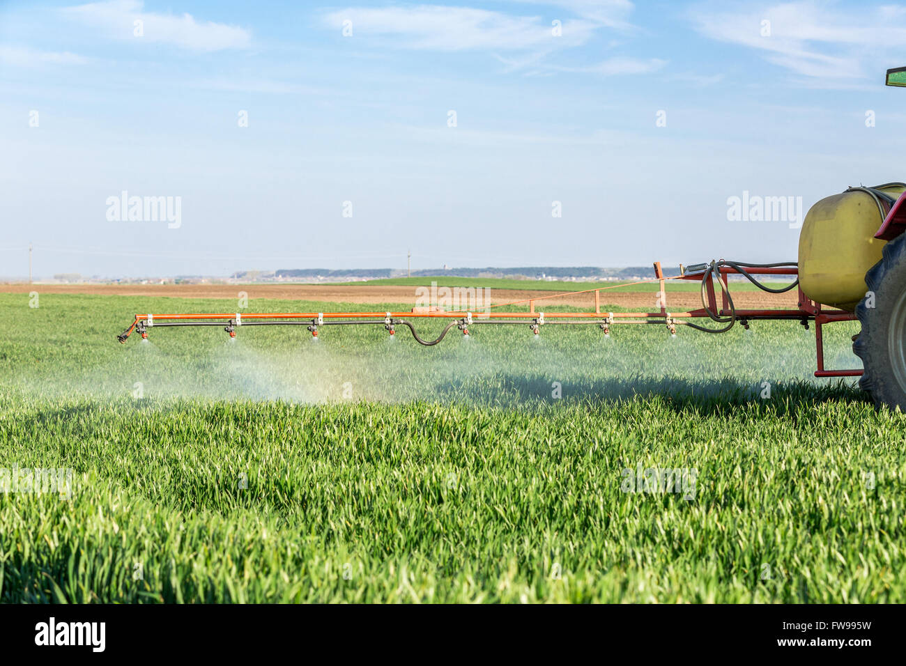 Crop spraying tractor hi-res stock photography and images - Alamy