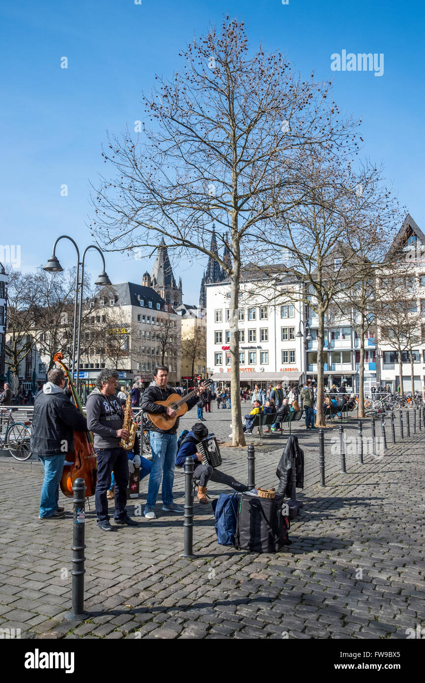 Cologne street scene on Neu Platz Stock Photo - Alamy