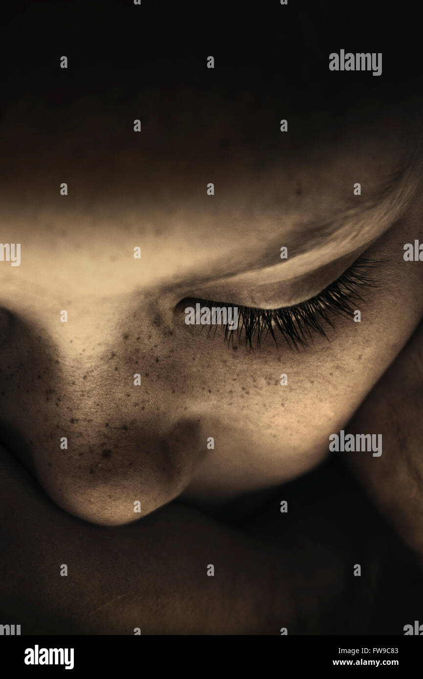 Long eyelashes hi-res stock photography and images - Alamy