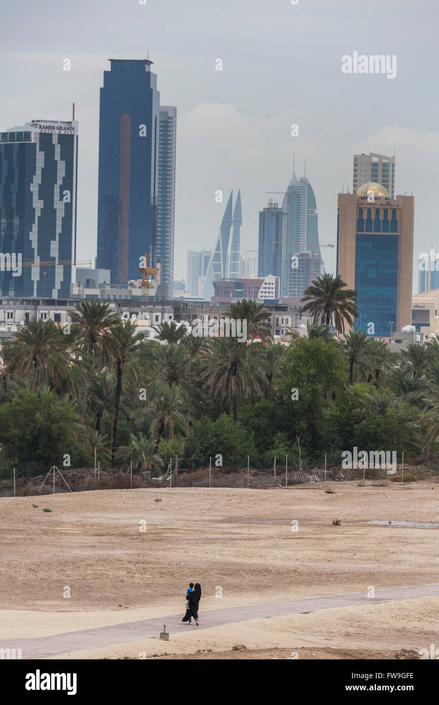 Bahrain desert hi-res stock photography and images - Alamy