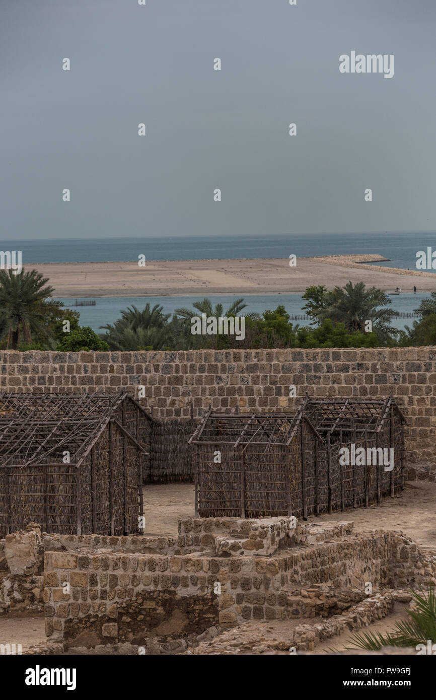 arish or barasti huts, Qal'at al-Bahrain, also known as the Bahrain ...