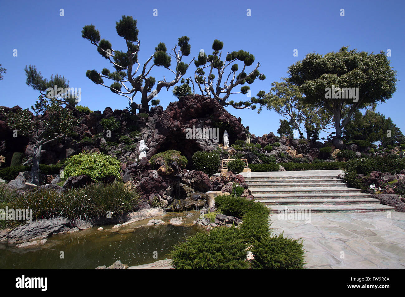 Grotto of holy cross cemetery hi-res stock photography and images - Alamy