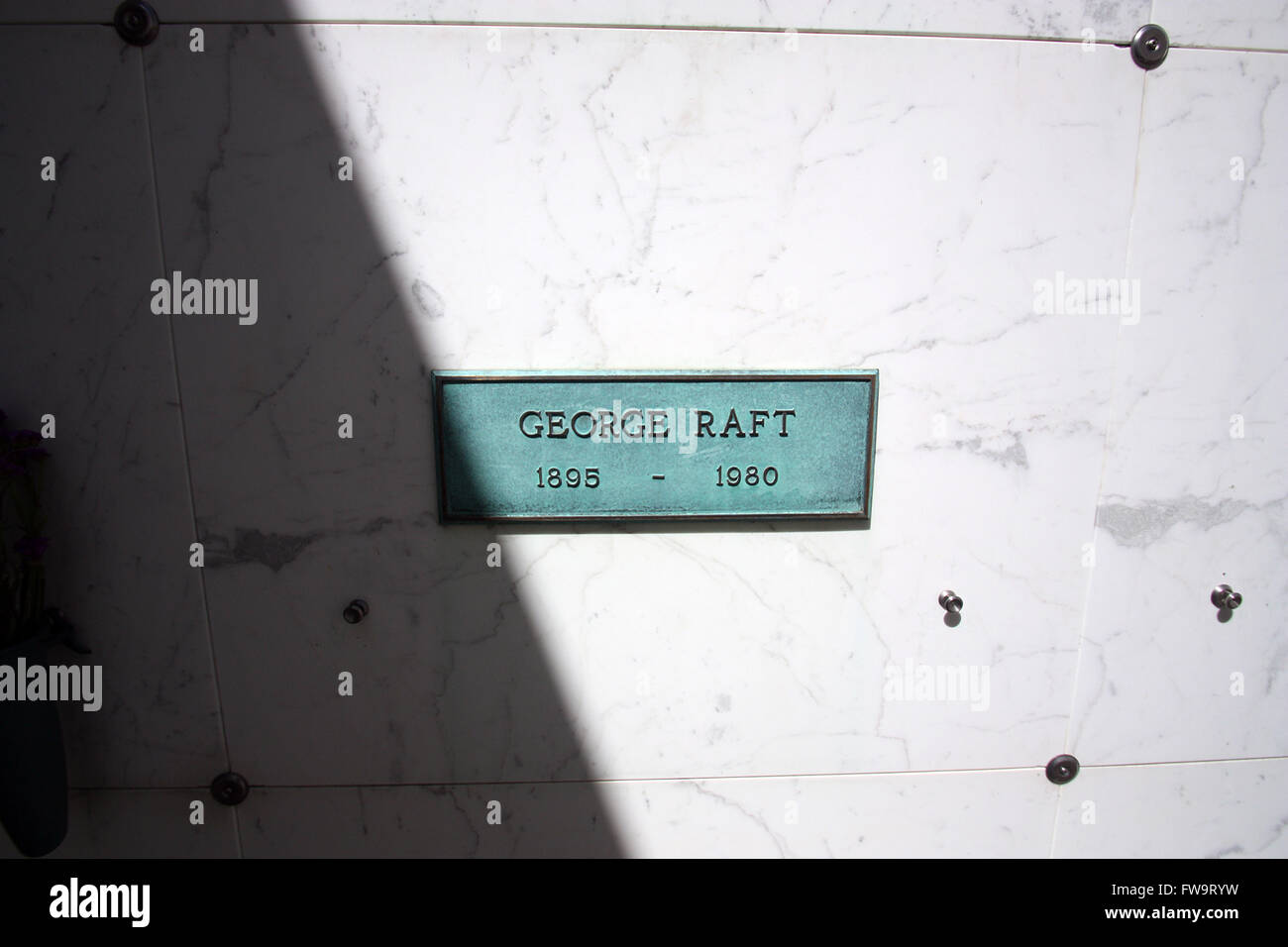 Celebrity final resting places - Forest Lawn Memorial Park Hollywood ...