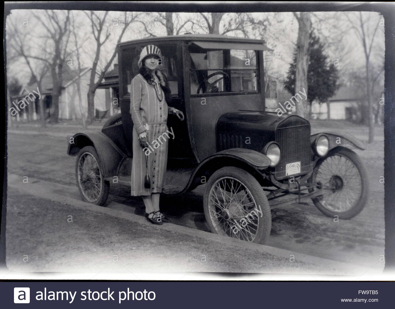 Female Driver 1920s Stock Photos & Female Driver 1920s Stock Images - Alamy