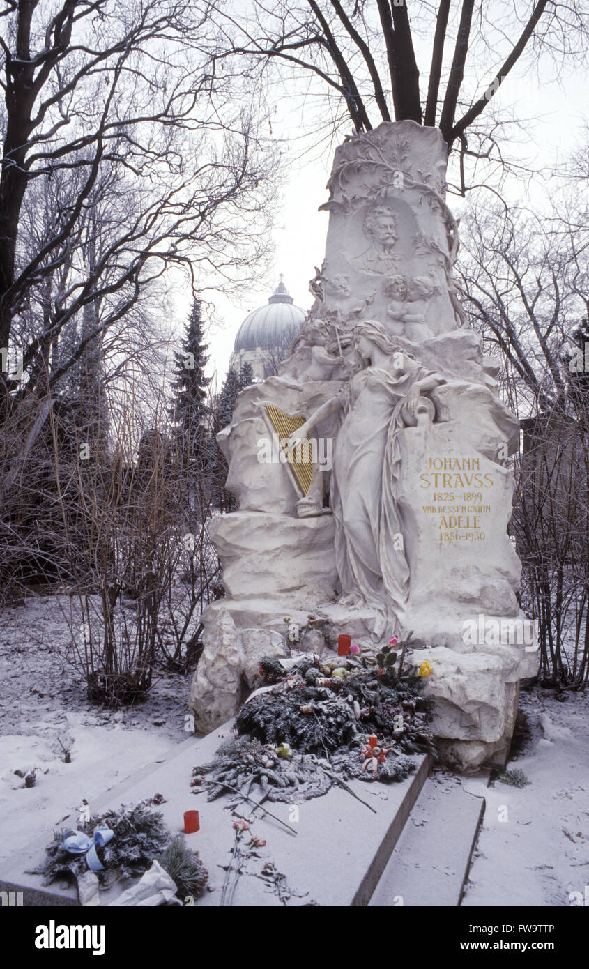 AUT, Austria, Vienna, the grave of the composer Johann Strauss at the ...