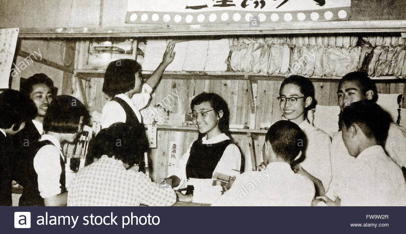 Old Style Classroom Stock Photos & Old Style Classroom Stock Images - Alamy