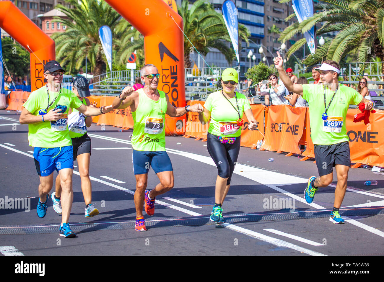 popular city marathon Stock Photo - Alamy