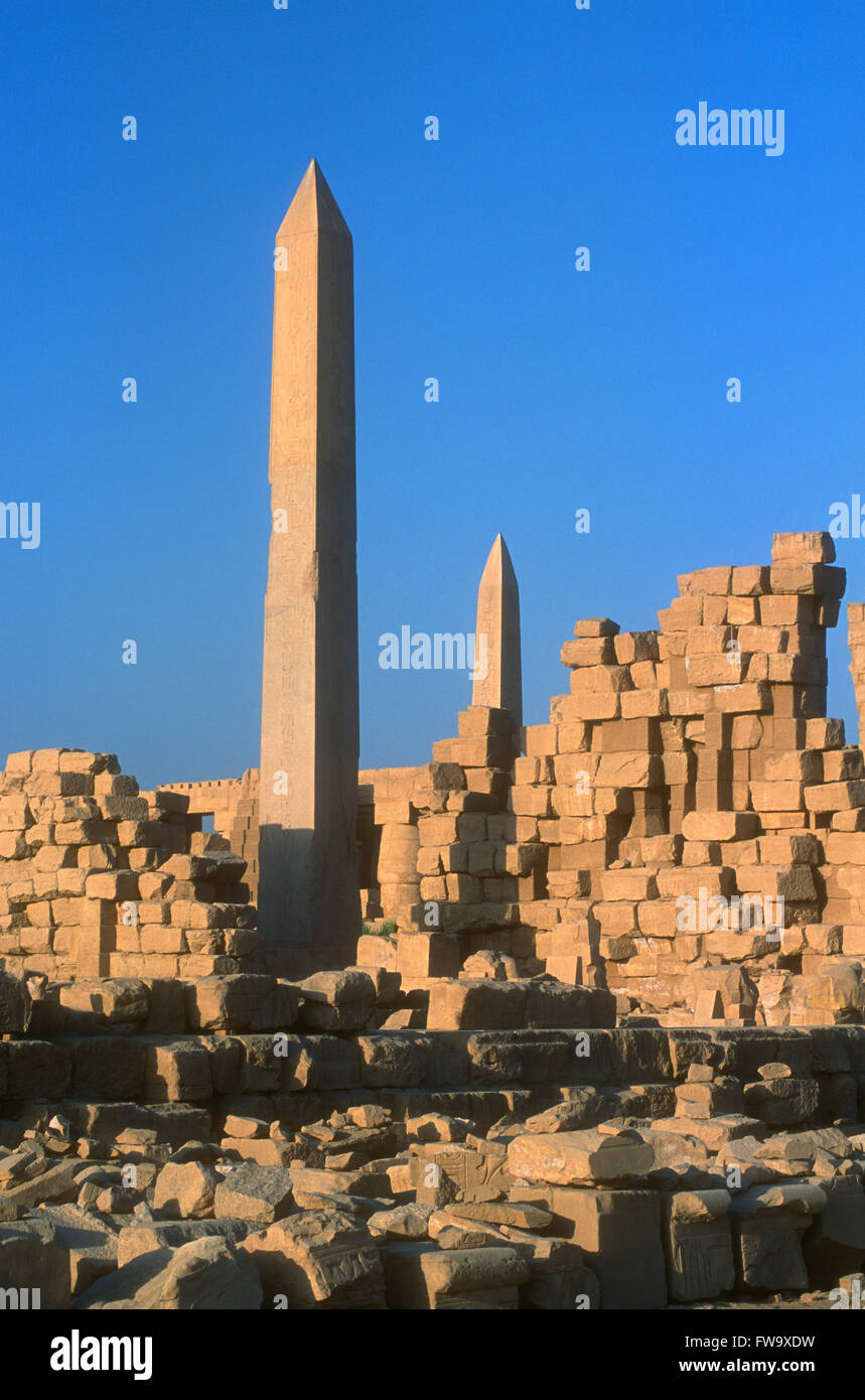 Al karnak temple hi-res stock photography and images - Alamy