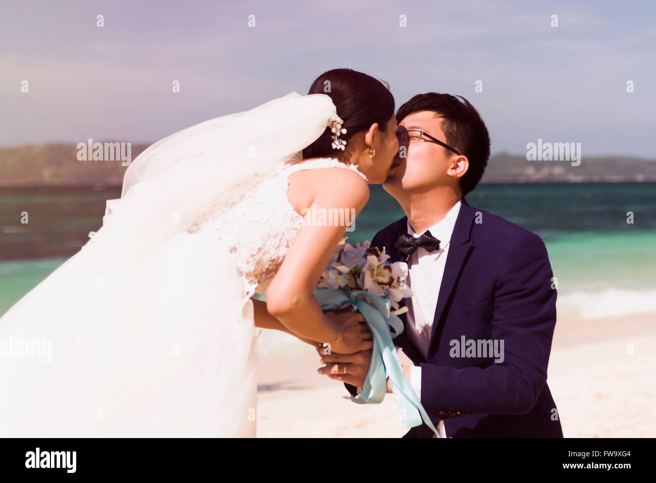 Chinese bride and groom wedding photos in Boracay / Philippines, Puka ...