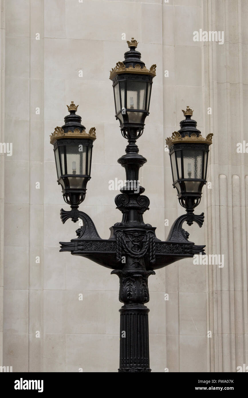 Old fashioned street lamp Stock Photo - Alamy