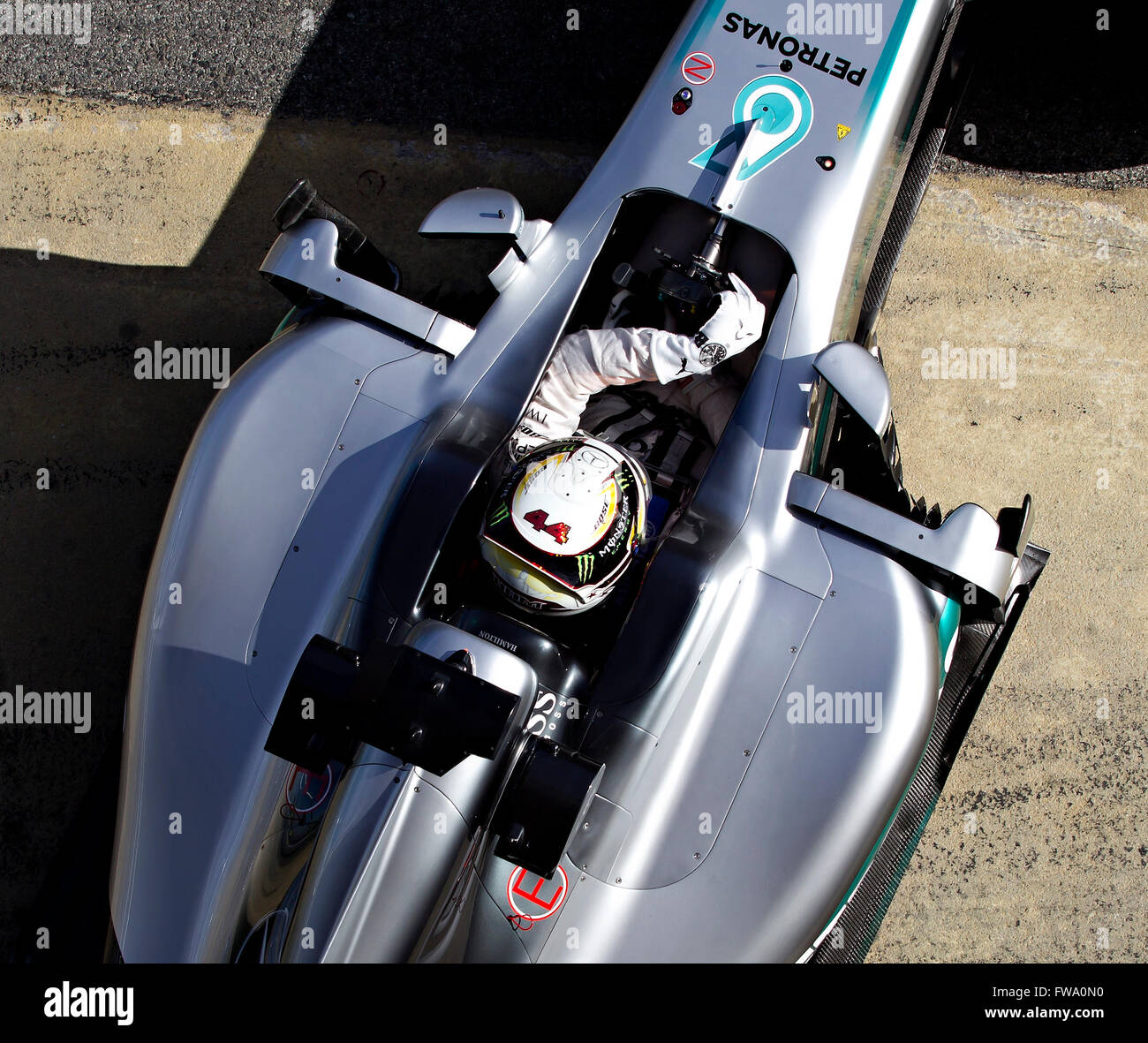 Lewis hamilton at catalunya circuit hi-res stock photography and images ...