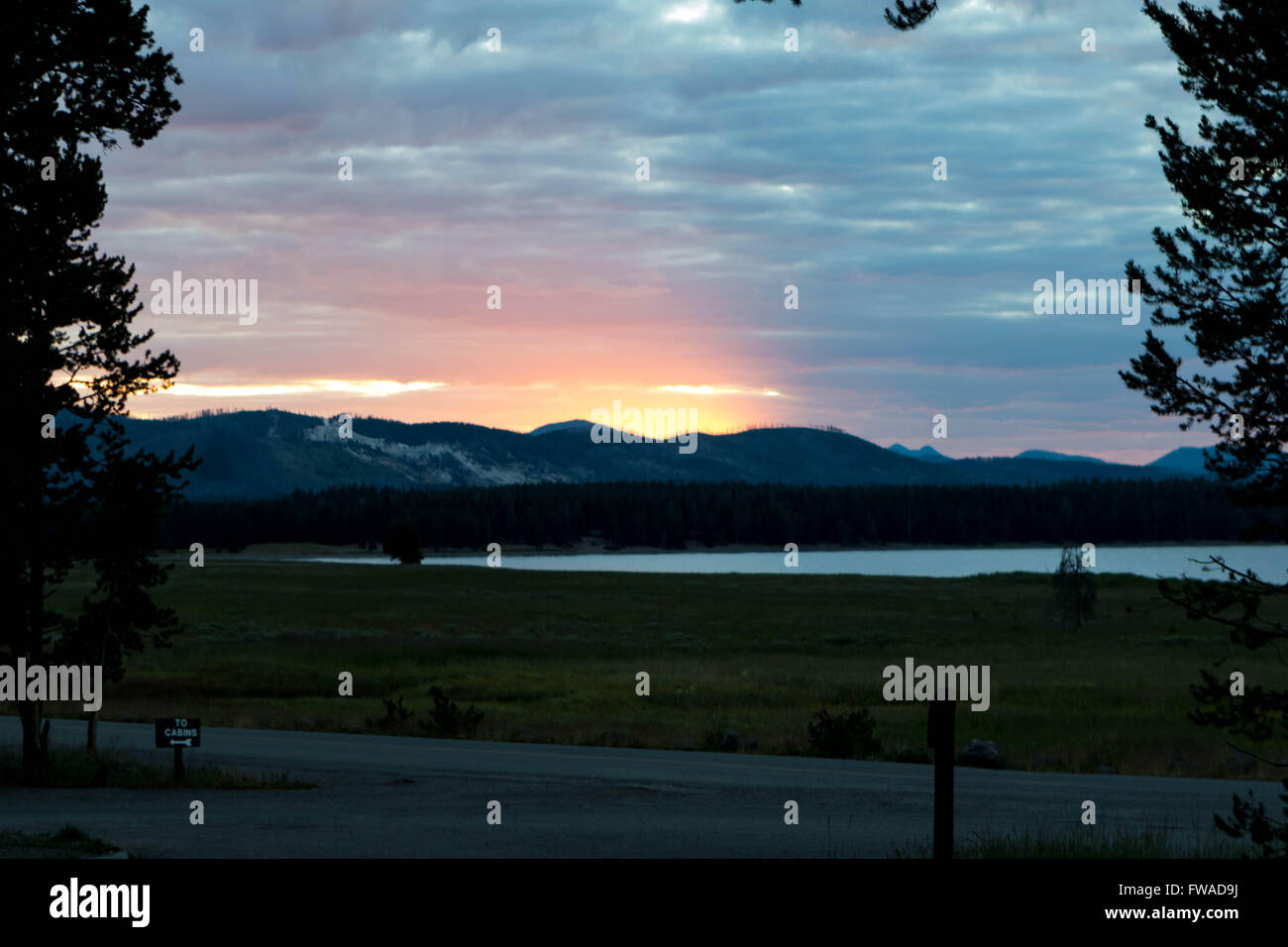 Lake and village hi-res stock photography and images - Alamy