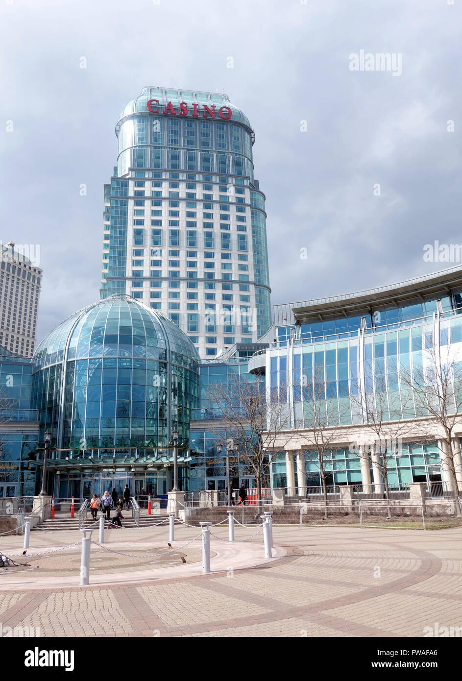 Casino building in niagara falls hi-res stock photography and images ...