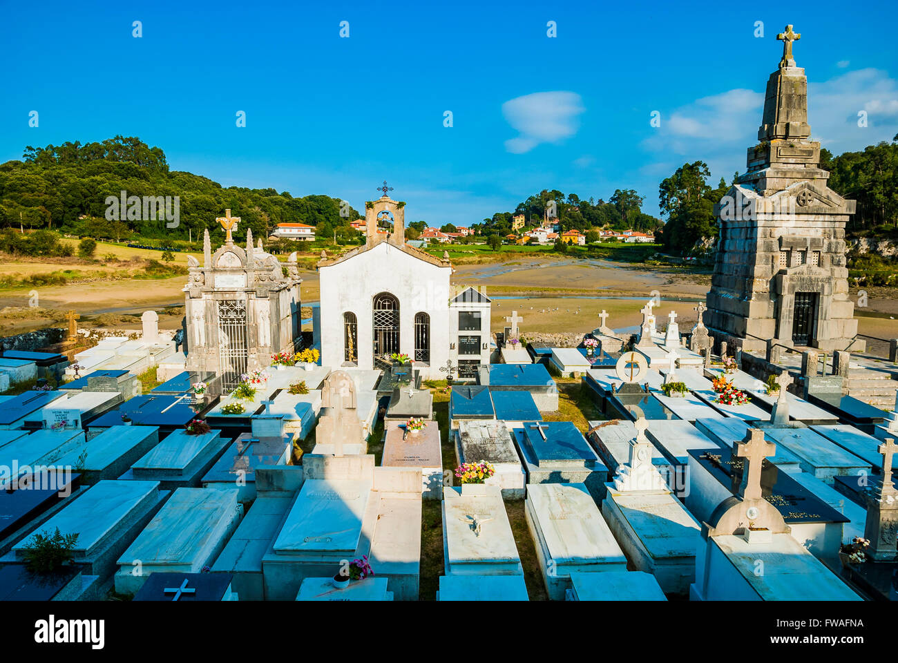Niembro cemetery hi-res stock photography and images - Alamy