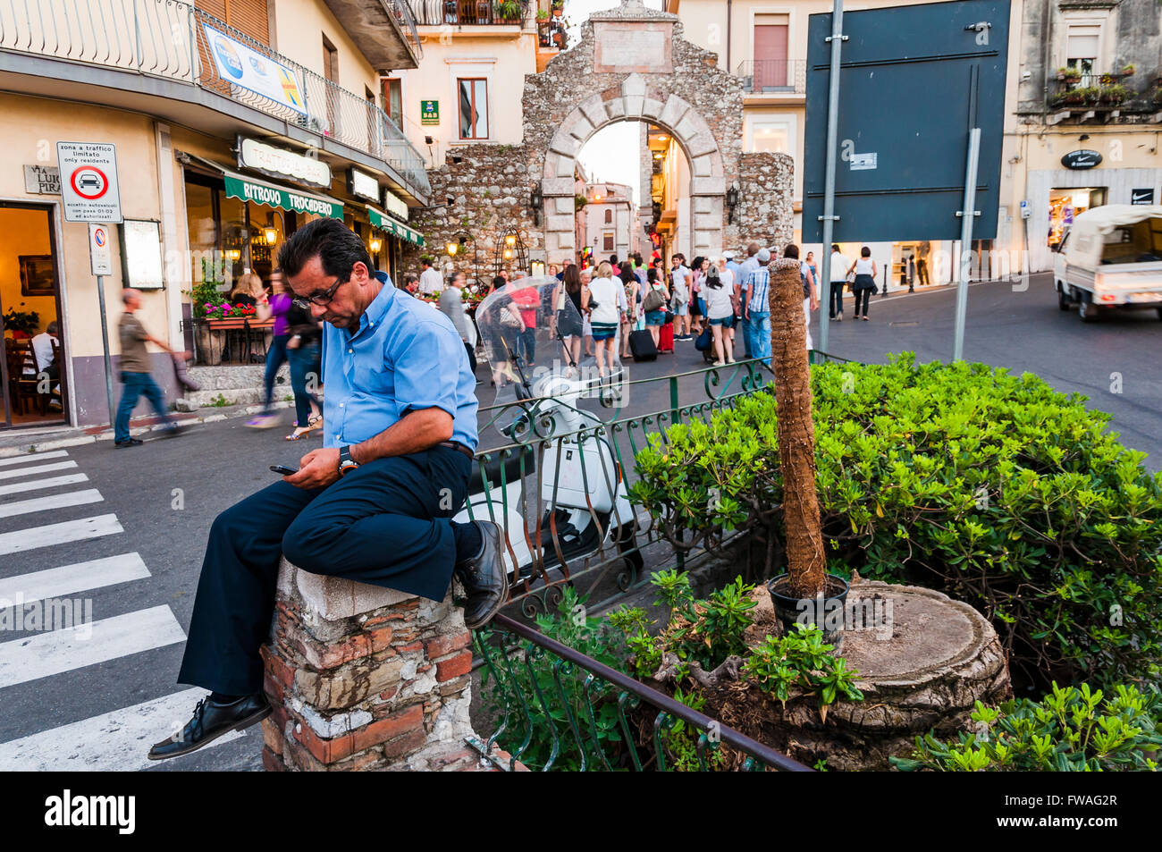 Messina gate hi-res stock photography and images - Alamy