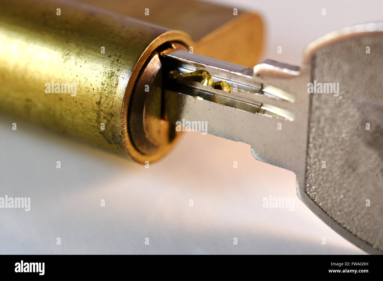 Close up keys and lock Cylinder Stock Photo - Alamy