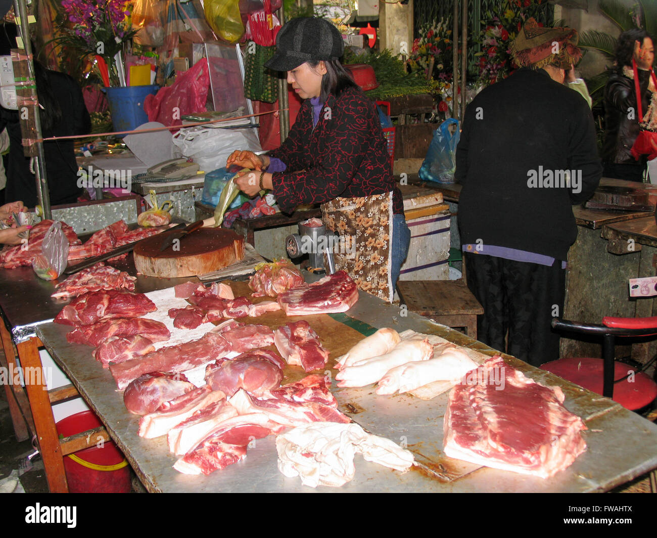 Hanoi butcher hi-res stock photography and images - Alamy