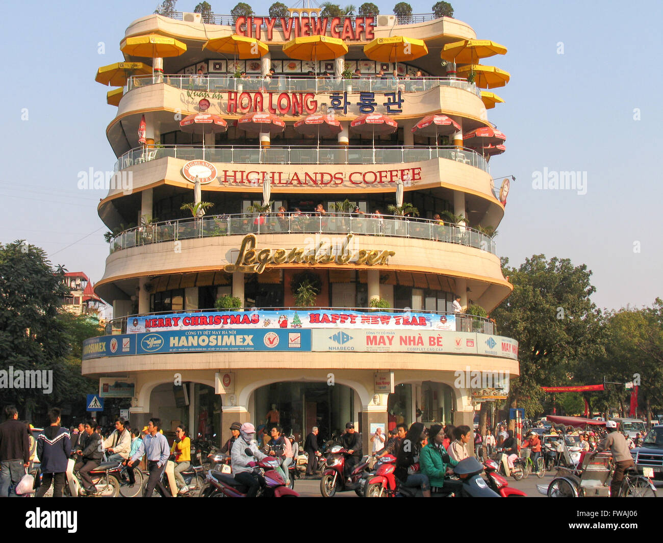 An iconic building full of restaurants and bars in Hanoi Stock Photo ...